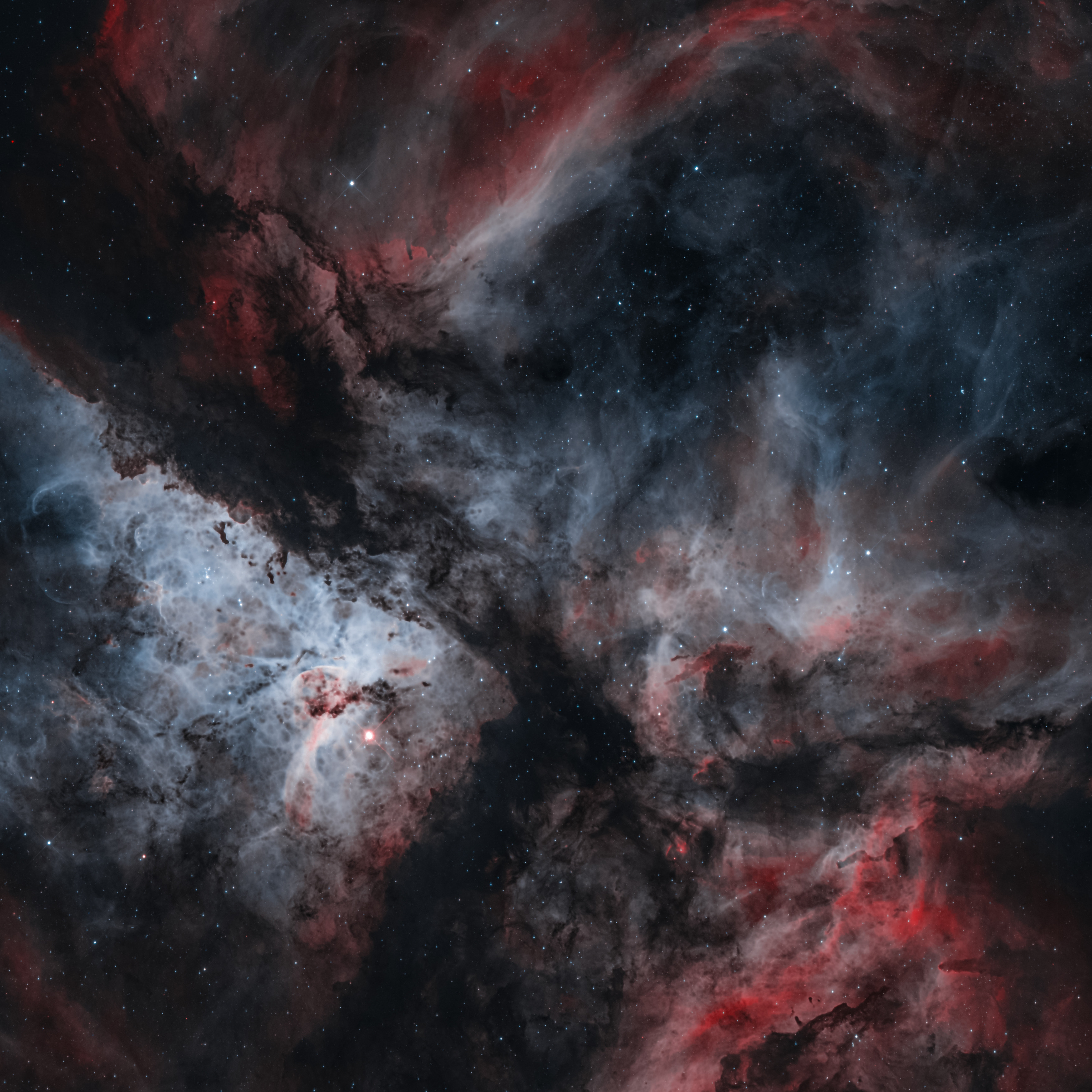 NGC 3372 - The great Carina nebula. | Telescope Live